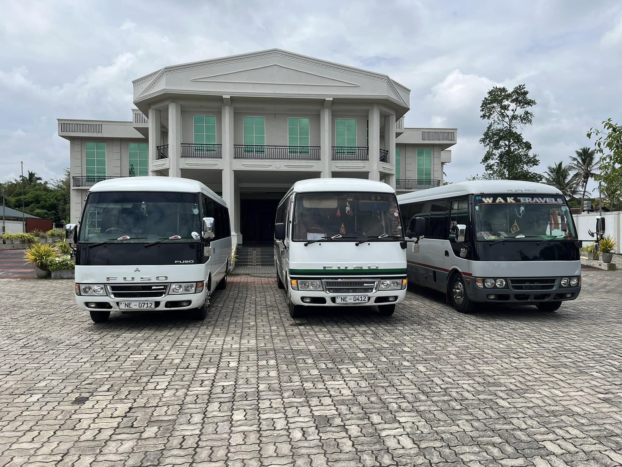 Staff Transport Service from Kuliyapitiya to Colombo - Staff Service